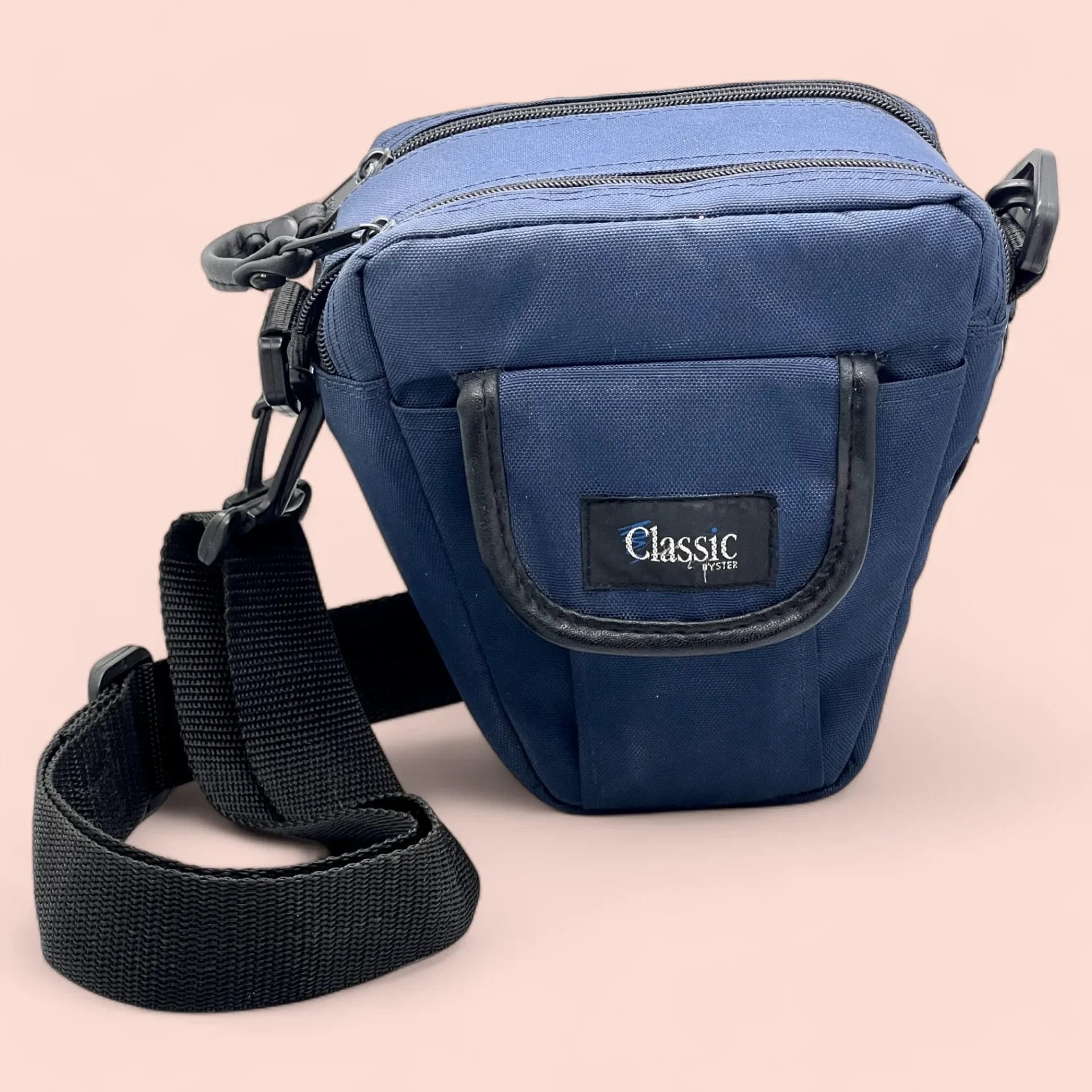 Vanguard Camera Bag - Analogue Revival