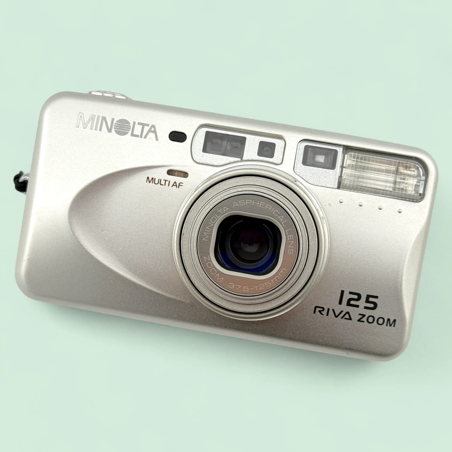 Minolta Riva Zoom 125 - Analogue Revival