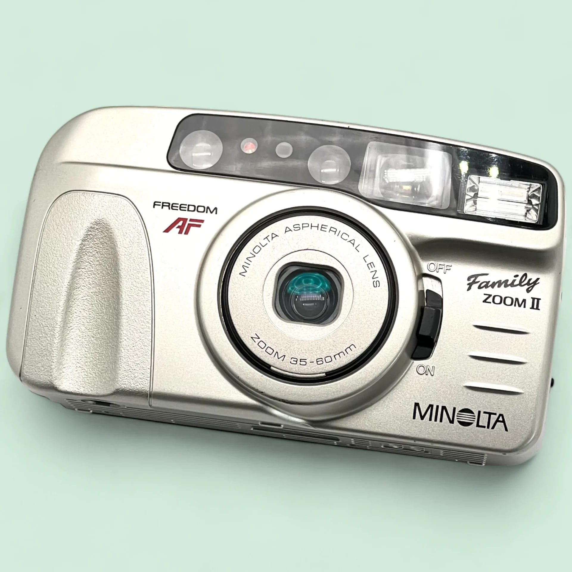 Minolta Zoom - Analogue Revival