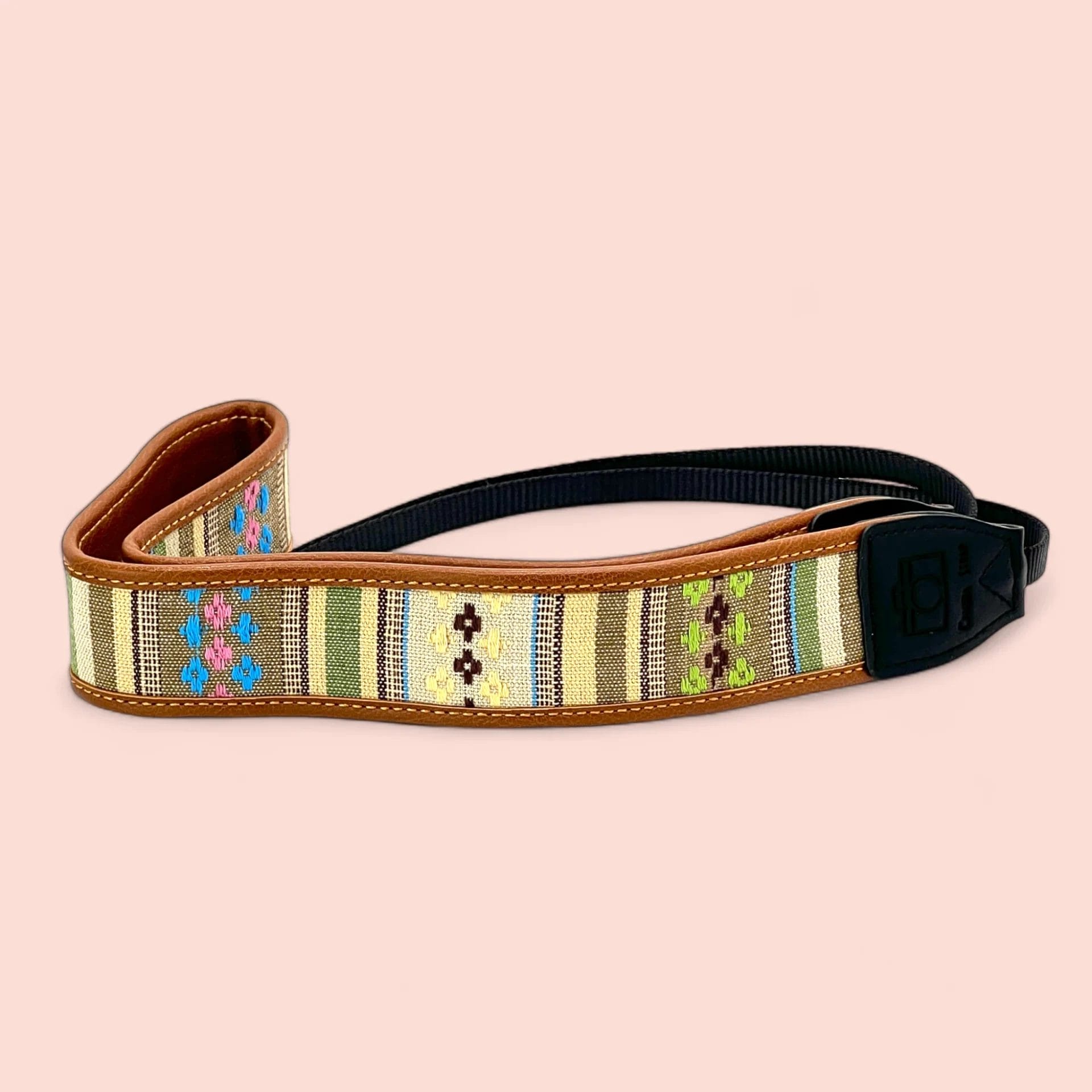 Retro Padded Camera Strap - Analogue Revival