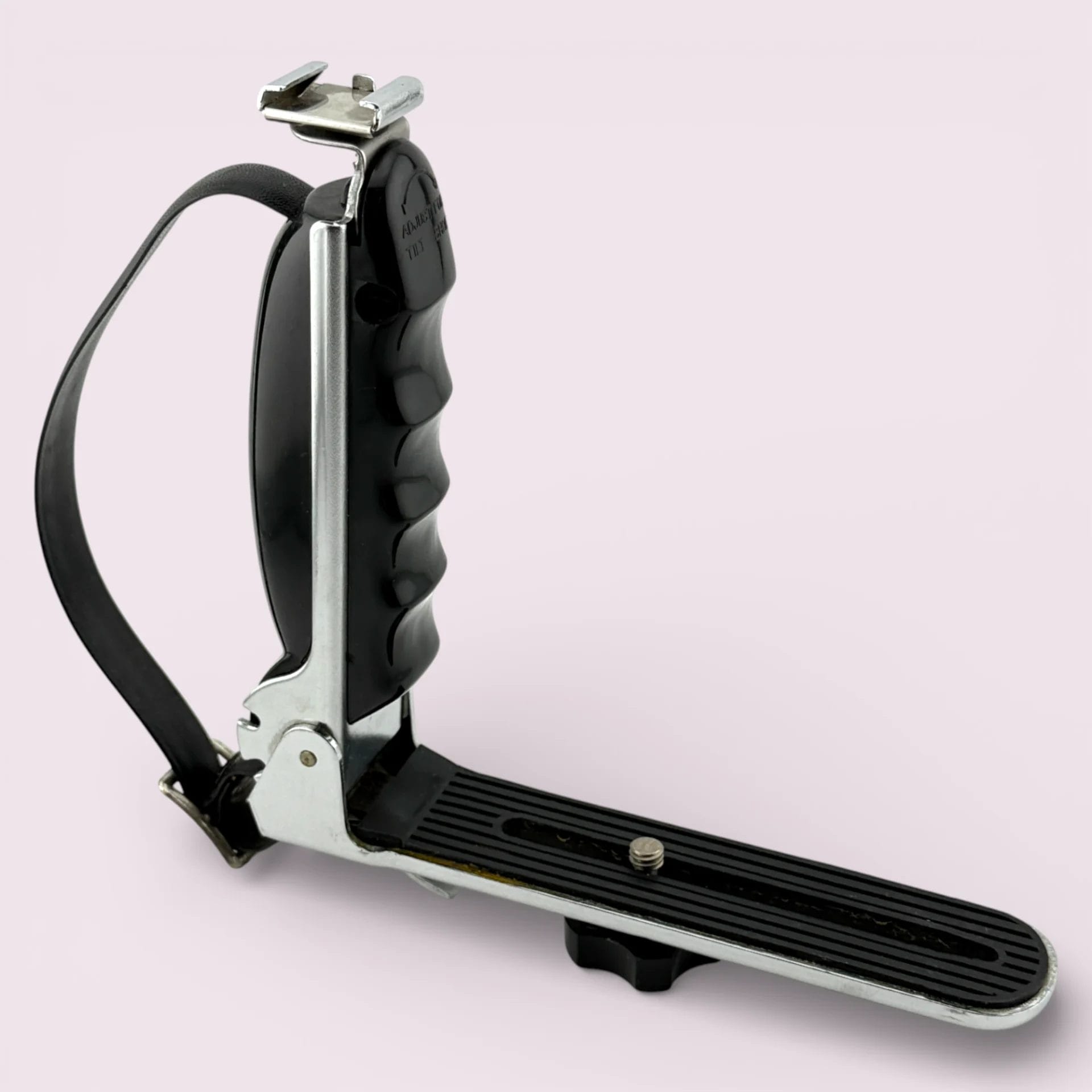 SLR Camera & Flash Grip - Analogue Revival